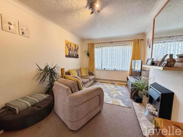 2 bedroom bungalow to rent