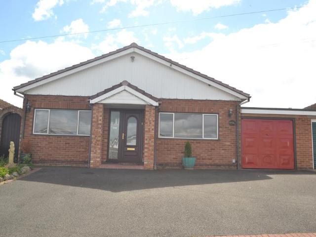 2 bedroom bungalow to rent