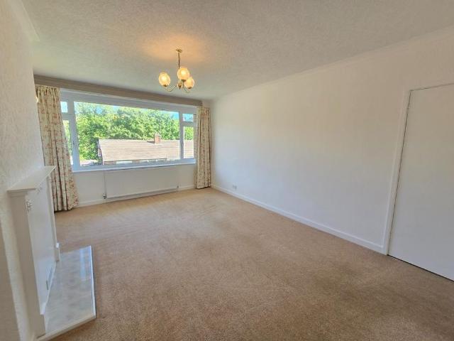 2 bedroom bungalow to rent