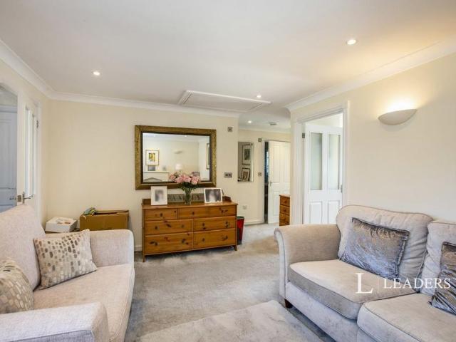 2 bedroom bungalow to rent