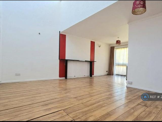 2 bedroom bungalow to rent