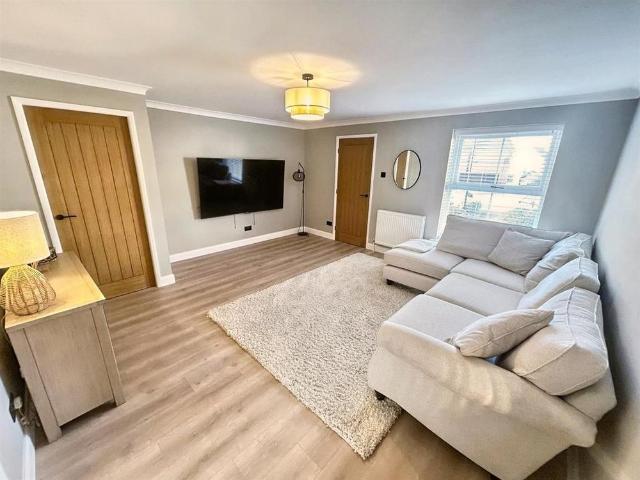 2 bedroom bungalow to rent