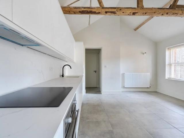 2 bedroom bungalow to rent