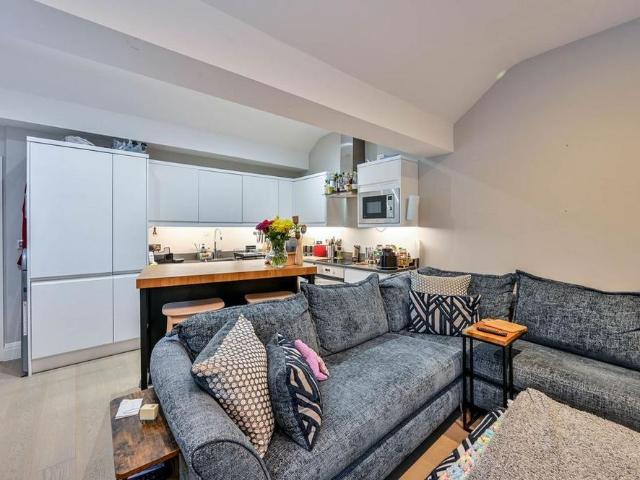 2 bedroom bungalow to rent