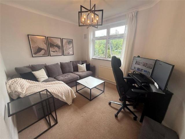 2 bedroom bungalow to rent