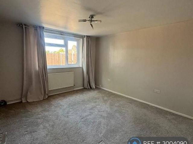 2 bedroom bungalow to rent