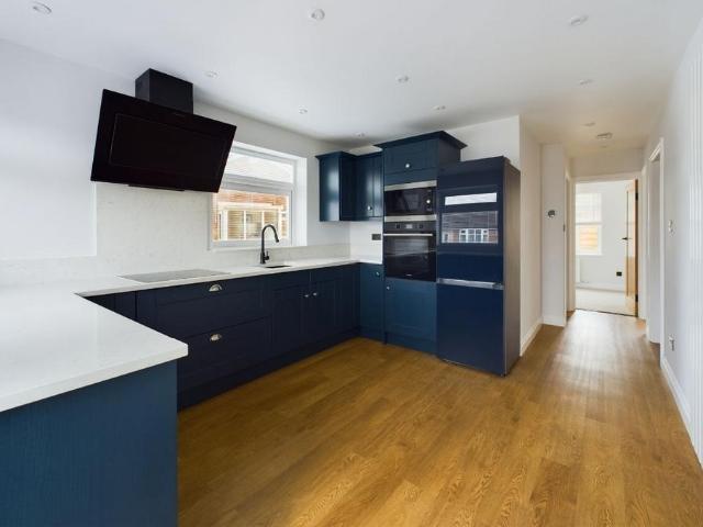 2 bedroom bungalow to rent