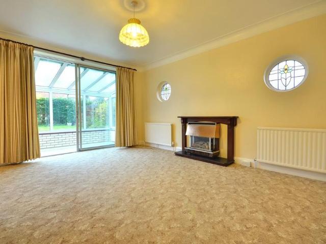 2 bedroom bungalow to rent
