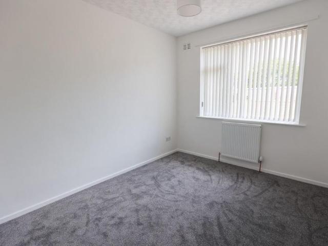 2 bedroom bungalow to rent
