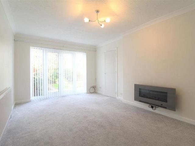 2 bedroom bungalow to rent