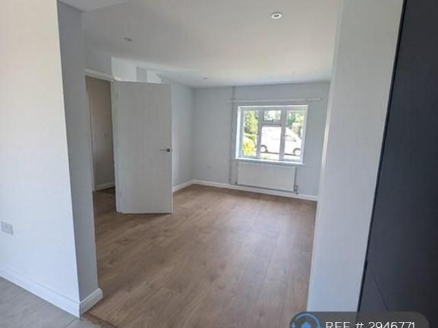 2 bedroom bungalow to rent
