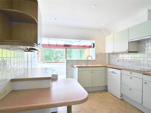 2 bedroom bungalow to rent