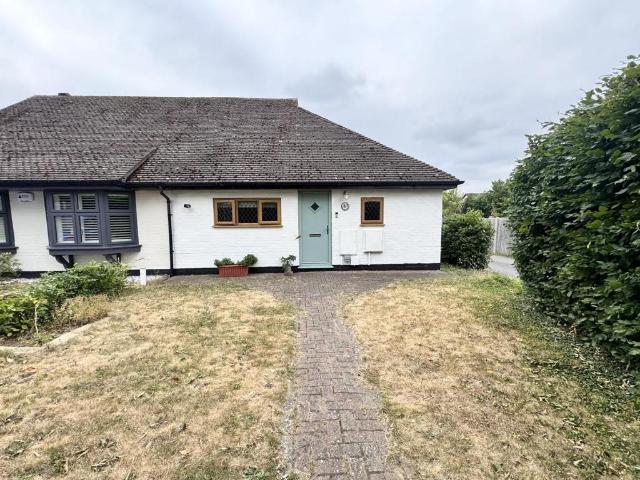 2 bedroom bungalow to rent