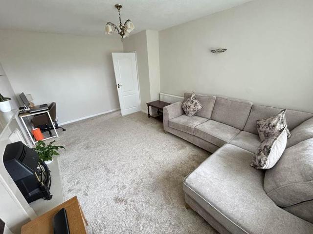 2 bedroom bungalow to rent