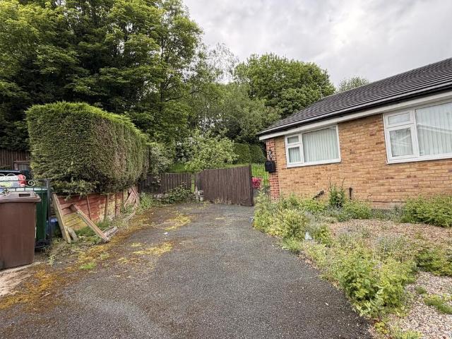 2 bedroom bungalow to rent