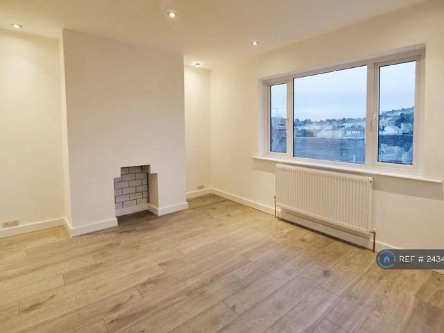 2 bedroom bungalow to rent
