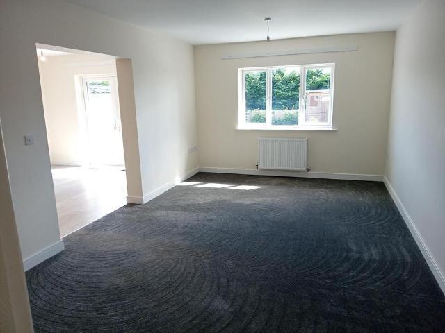 2 bedroom bungalow to rent
