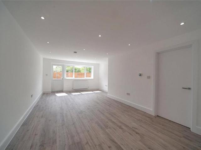 2 bedroom bungalow to rent
