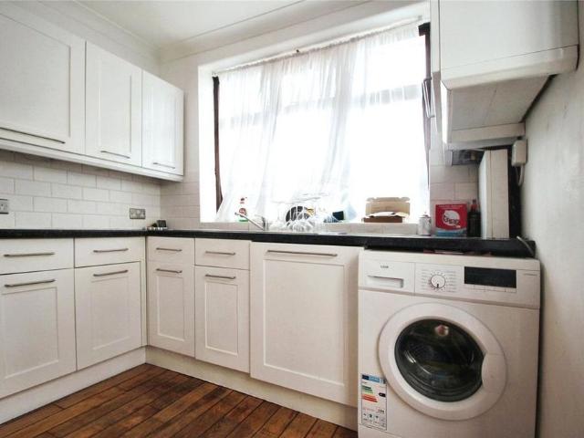 2 bedroom bungalow to rent