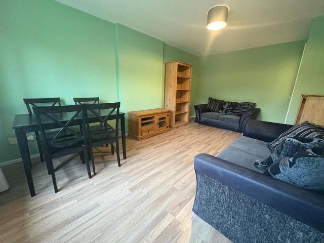 2 bedroom bungalow to rent