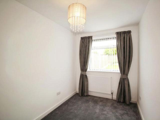2 bedroom bungalow to rent