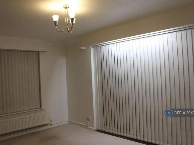 2 bedroom bungalow to rent