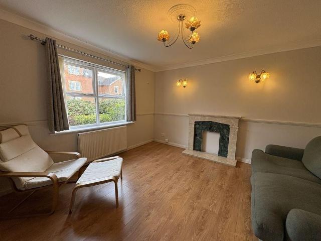 2 bedroom bungalow to rent