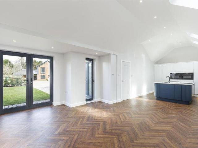 2 bedroom bungalow to rent