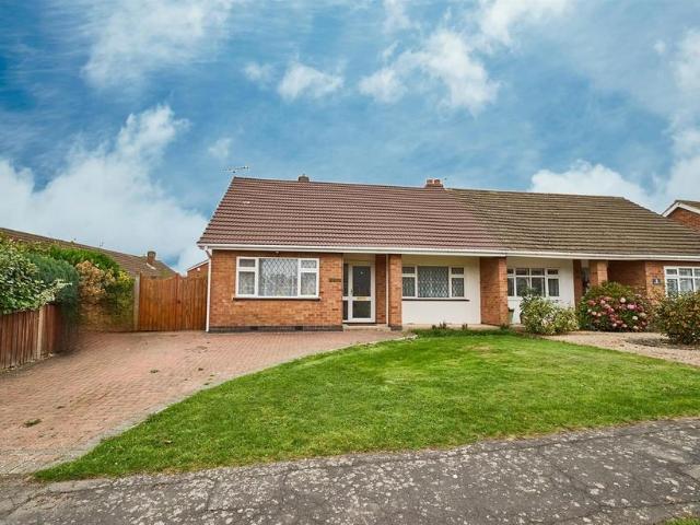 2 bedroom bungalow to rent