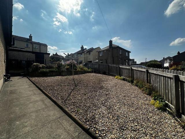 2 bedroom bungalow to rent