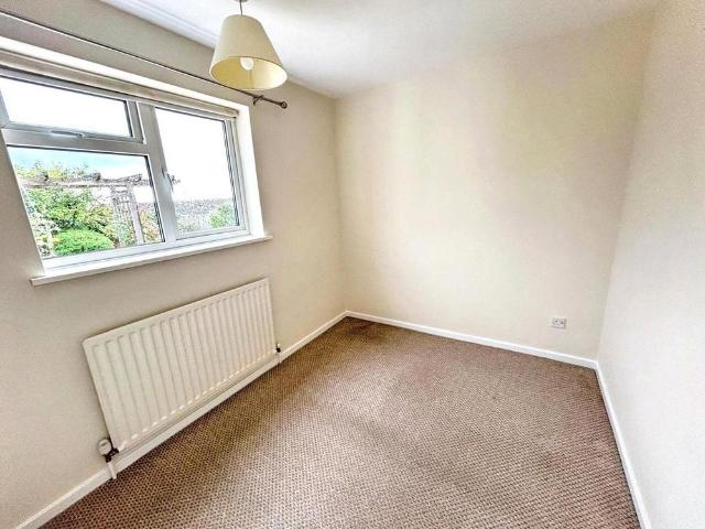 2 bedroom bungalow to rent