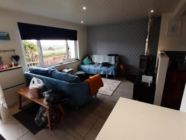 2 bedroom bungalow to rent