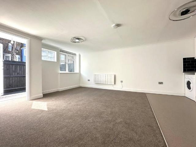 2 bedroom bungalow to rent