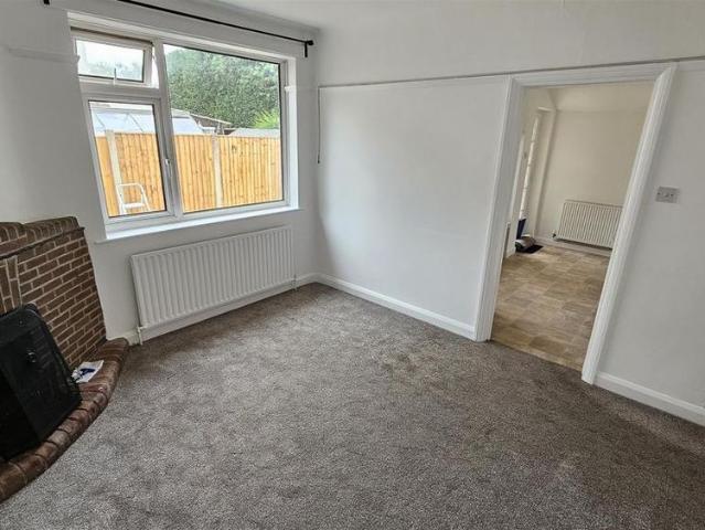 2 bedroom bungalow to rent