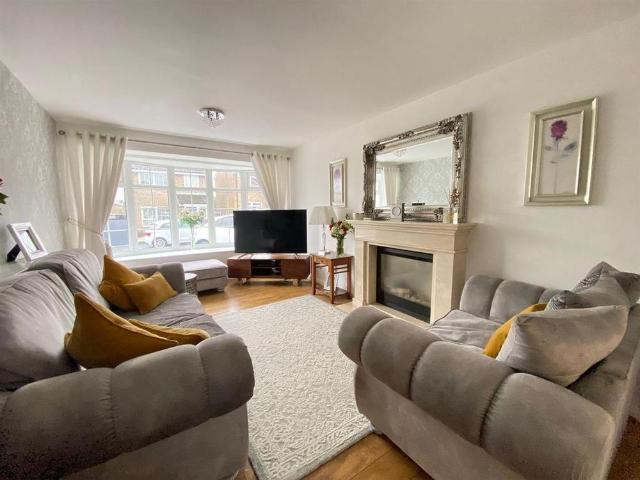 2 bedroom bungalow to rent