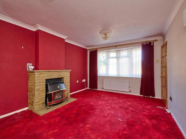 2 bedroom bungalow to rent