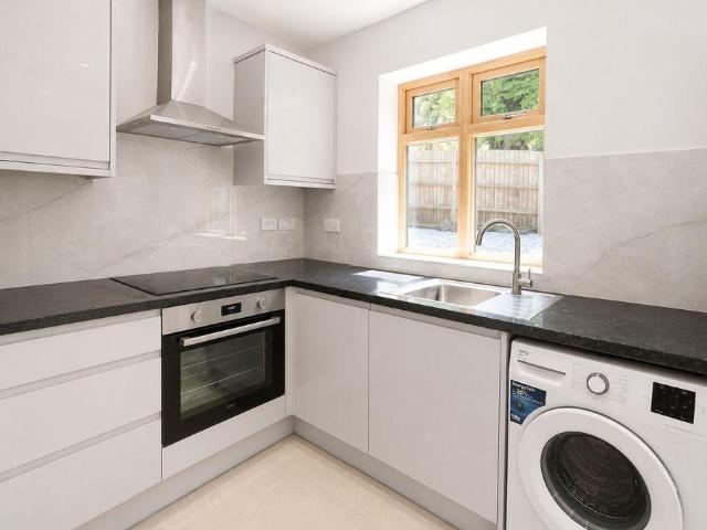 2 bedroom bungalow to rent
