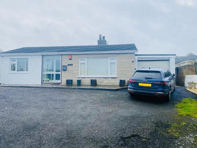 2 bedroom bungalow to rent