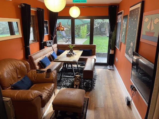 2 bedroom bungalow to rent