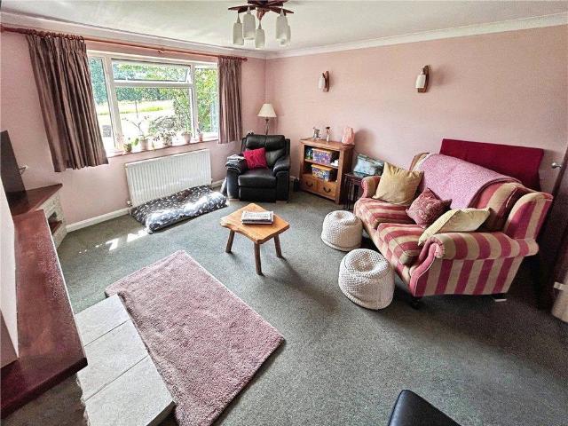 2 bedroom bungalow to rent