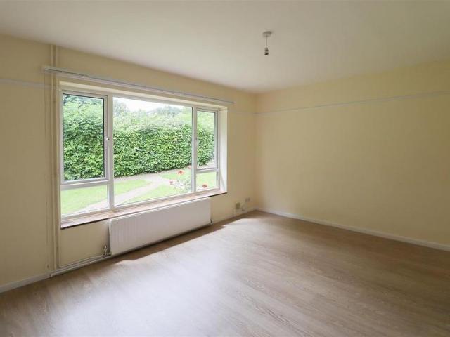 2 bedroom bungalow to rent
