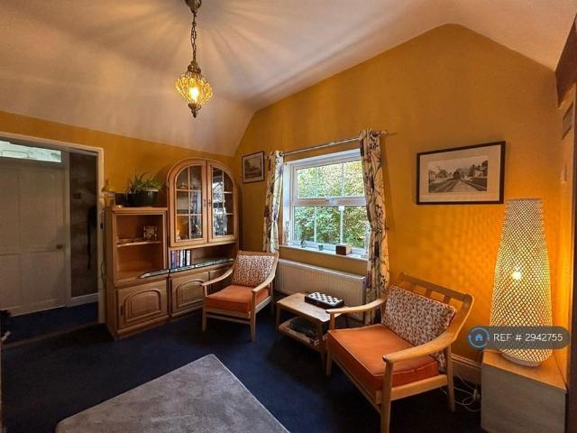 2 bedroom bungalow to rent