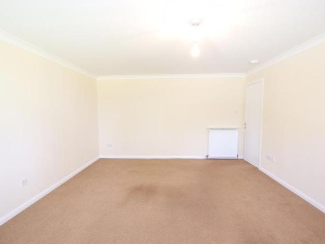 2 bedroom bungalow to rent