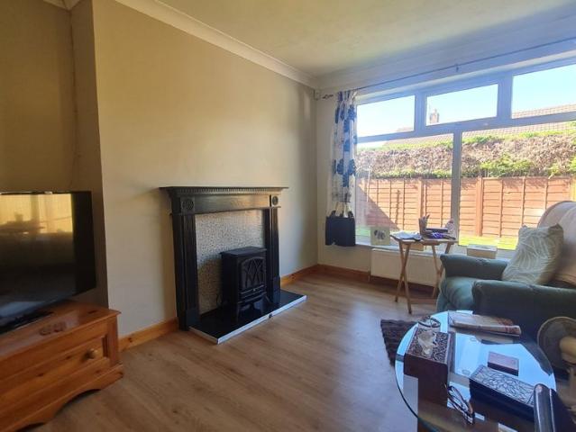 2 bedroom bungalow to rent
