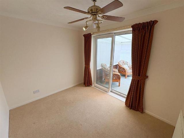 2 bedroom bungalow to rent
