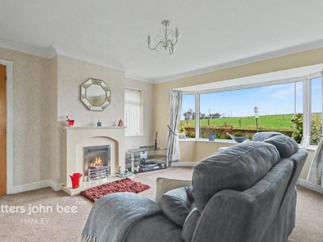 2 bedroom bungalow to rent