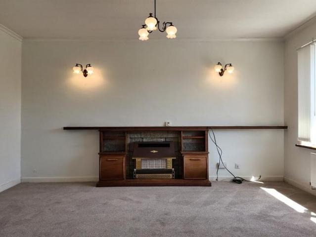 2 bedroom bungalow to rent