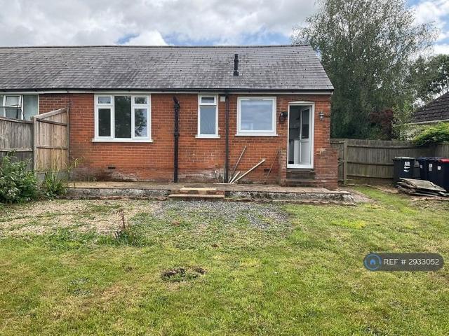 2 bedroom bungalow to rent