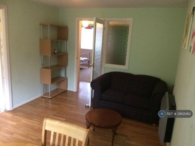 2 bedroom bungalow to rent
