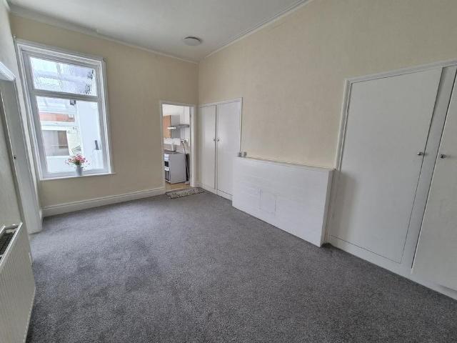 2 bedroom bungalow to rent